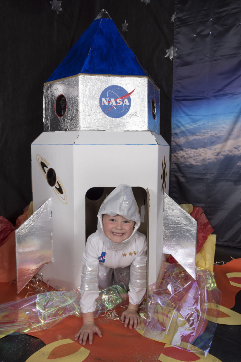 How to create a Space themed immersive learning location