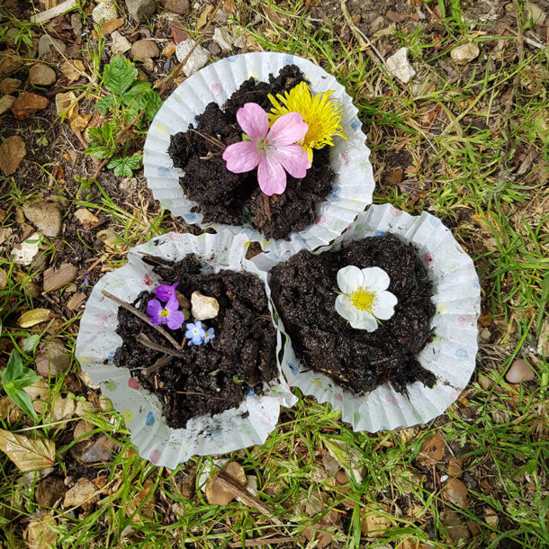 Making Muddy Mud Pies - What Will You Make?