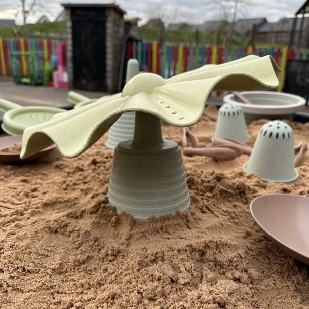 10 Ways to Play with Sand by Hayley Winter