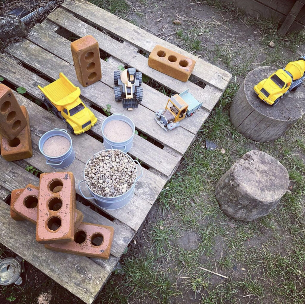 Using construction in imaginative block play by Hayley Winter